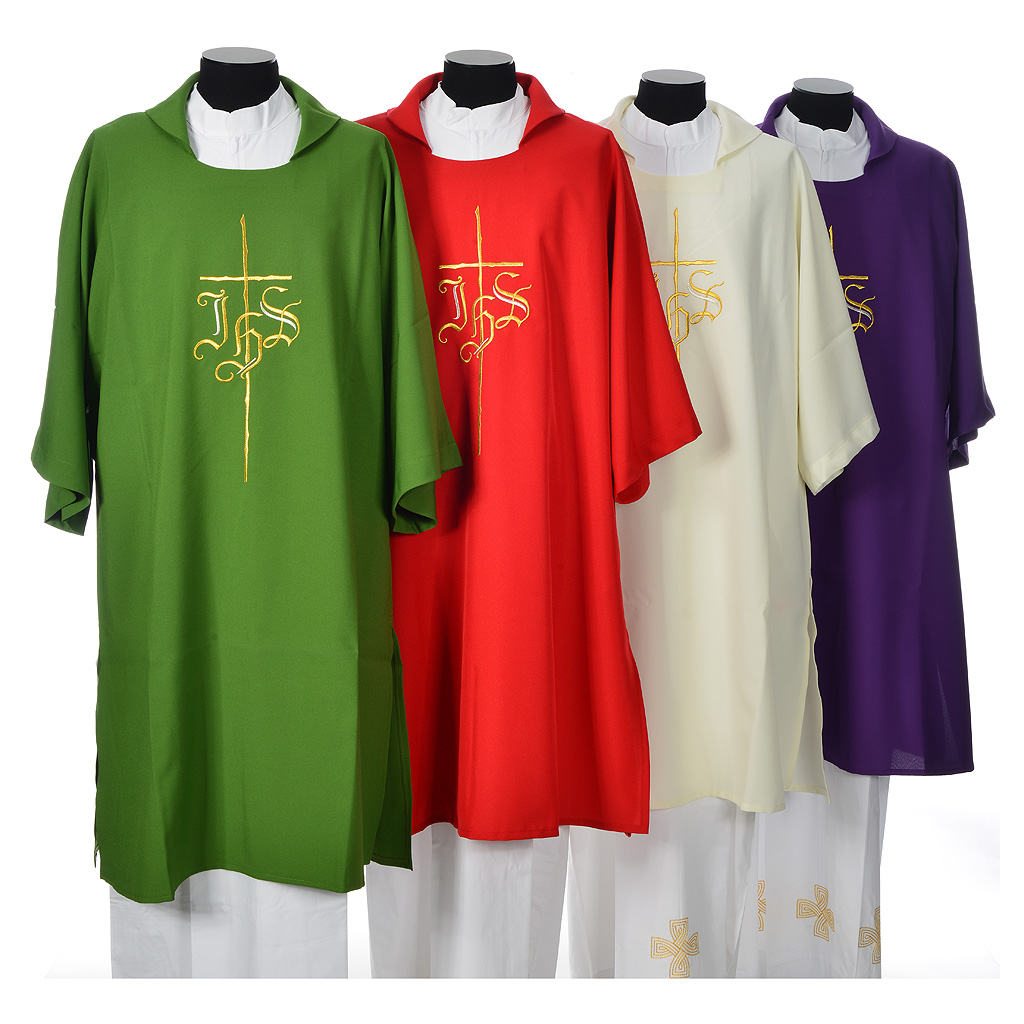 The various meanings of liturgical clothing - Holyart.co.uk
